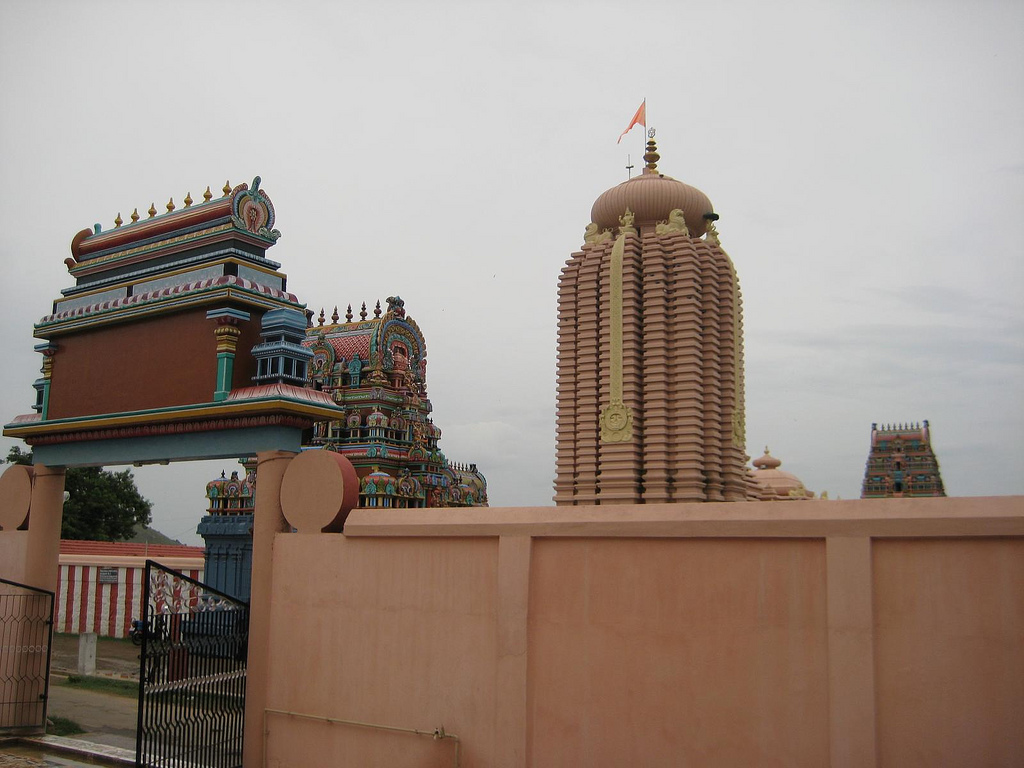 Tamilnadu Tourism: Panduranga Temple, Thennangur, Thiruvannamalai
