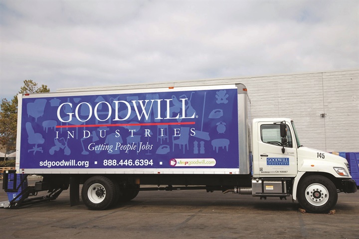 Shoreline Area News: Sunday - take your Goodwill donations to ...