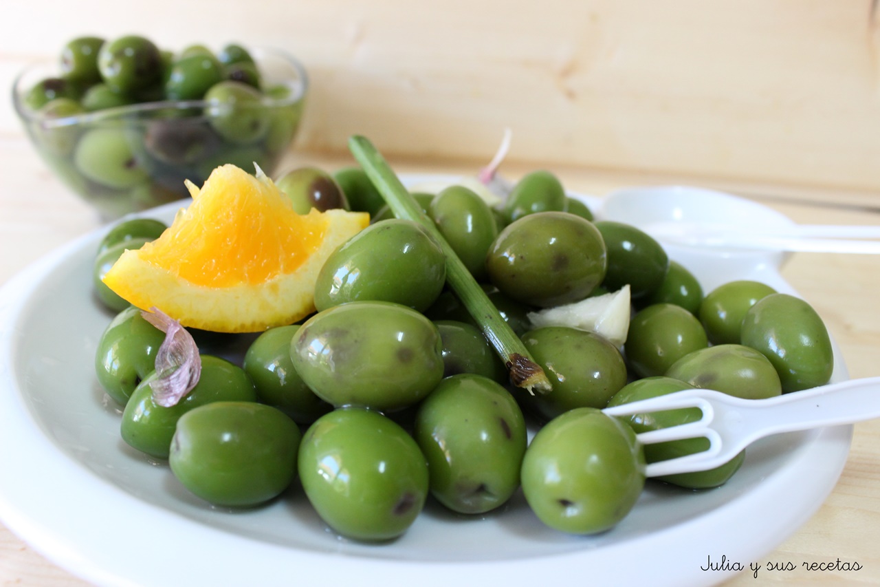 JULIA Y SUS RECETAS: Aceitunas curadas con sosa caústica