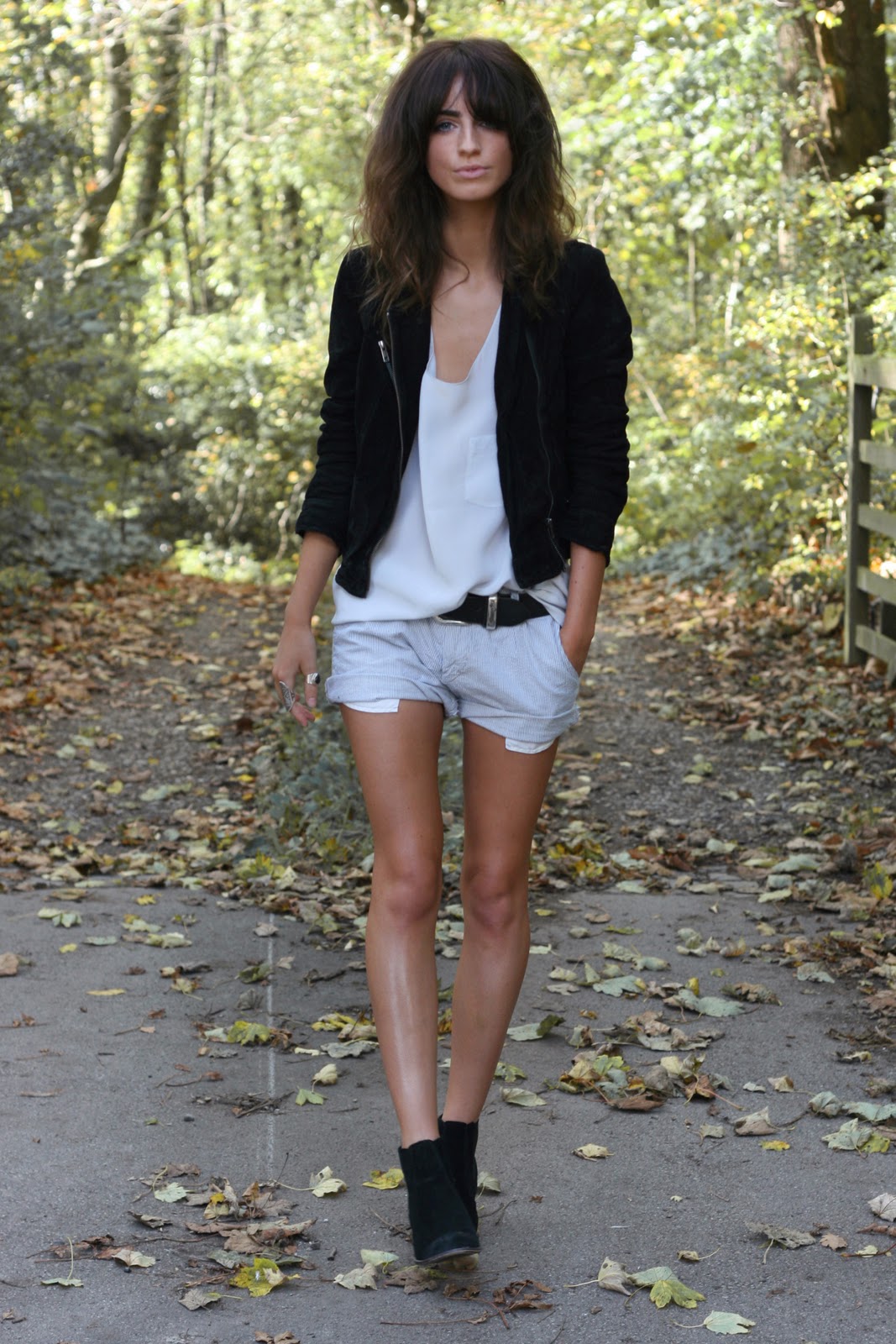 Cult of ʍoɹɹoɯoʇ ☾: India Rose