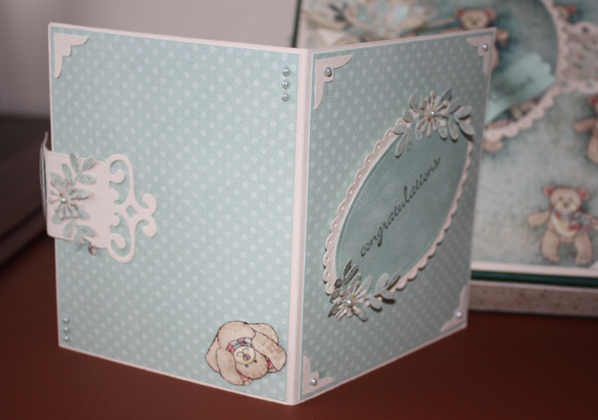 Creations by SAZ: Memory Box / Gift Box / Card