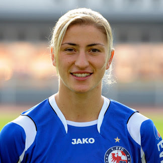 Beautiful Female Football Players: Female Footballer - Bianca Schmidt ...