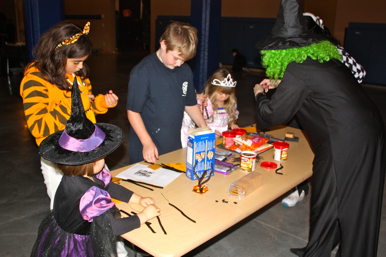 Ms. Liebel's Classroom: Halloween Today!