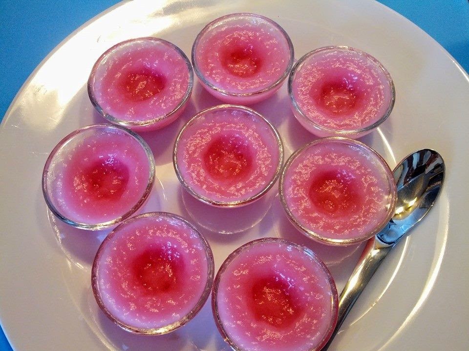 Phranaiy: Thai pudding ขนมน้ำดอกไม้