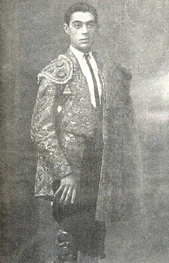 Toreros Españoles: MANOLO MARTINEZ