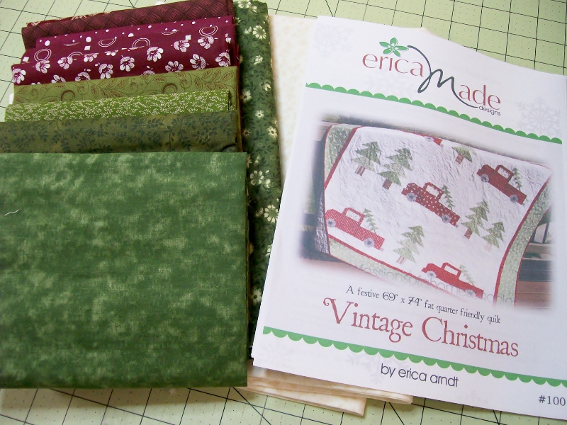 Podunk Pretties Quilting: Vintage Christmas Quilt