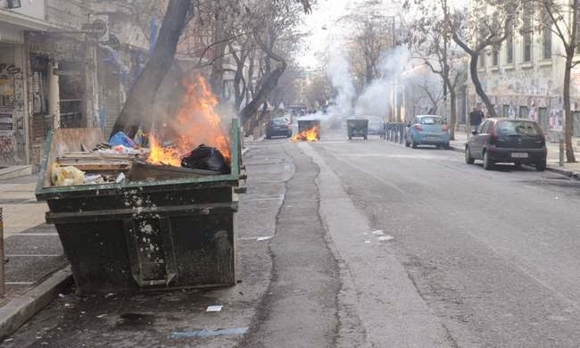 ΕΠΕΙΣΟΔΙΑ ΣΤΑ ΕΞΑΡΧΕΙΑ: ΑΝΤΙΕΞΟΥΣΙΑΣΤΕΣ ΜΠΗΚΑΝ ΣΤΟ ΠΟΛΥΤΕΧΝΕΙΟ