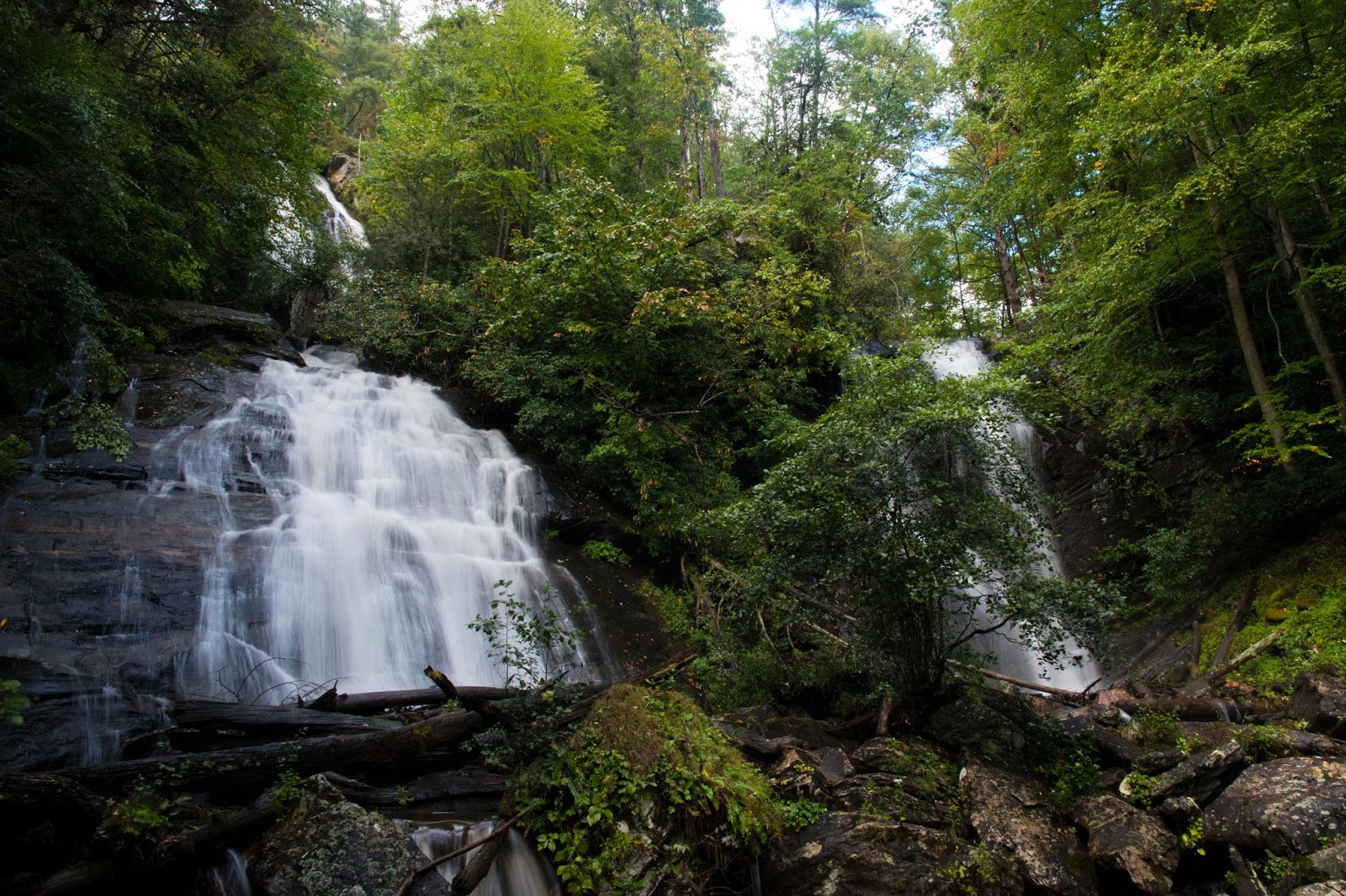 Hiking Shenandoah: Anna Ruby Falls