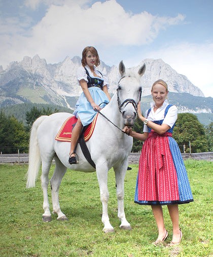 Clothing Style: German Traditional Clothing Style
