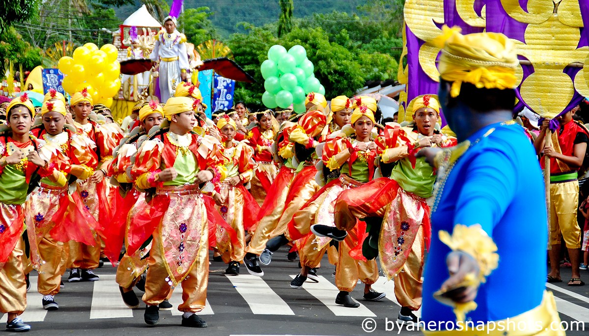 Byahero: Ligao City's Christmas Main Street Parade 2012 | Aladdin