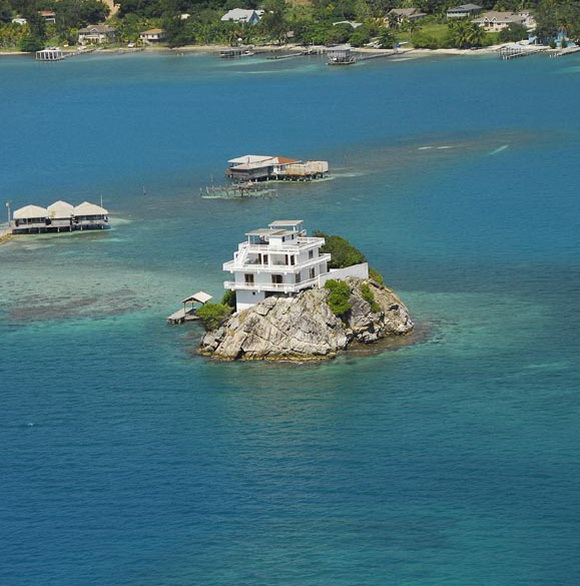 THE WORLD GEOGRAPHY: 8 Unusual Rock Islets Around the World