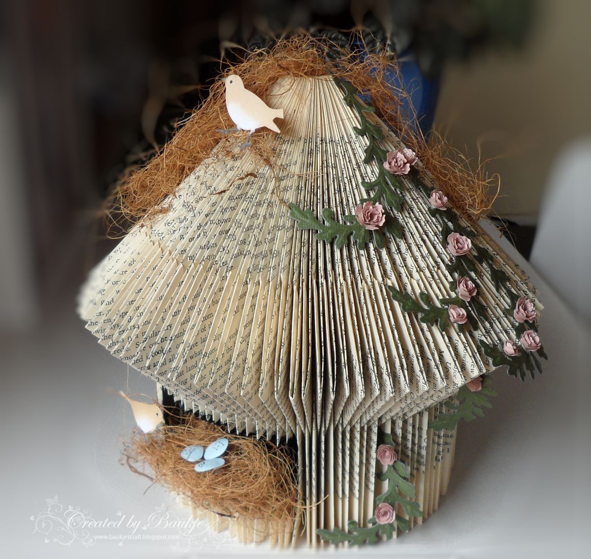 Baukje's Cards and Crafts: Book Folding