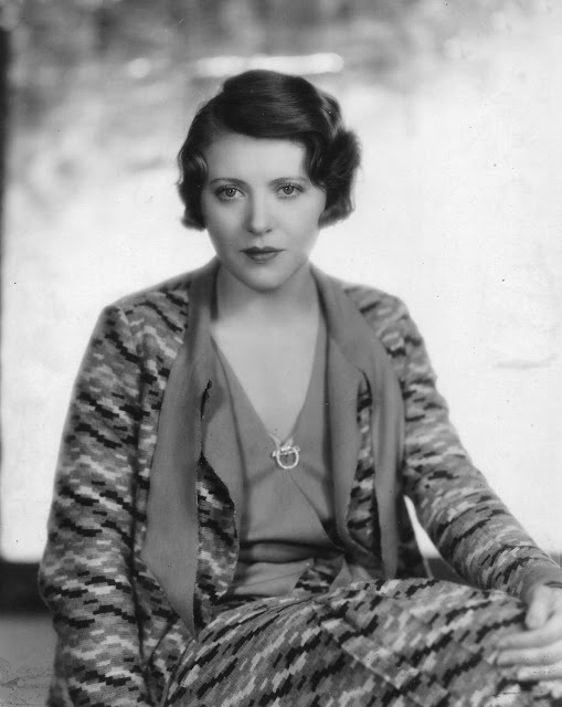 It's The Pictures That Got Small ...: THE SUNDAY GLAMOUR 15!