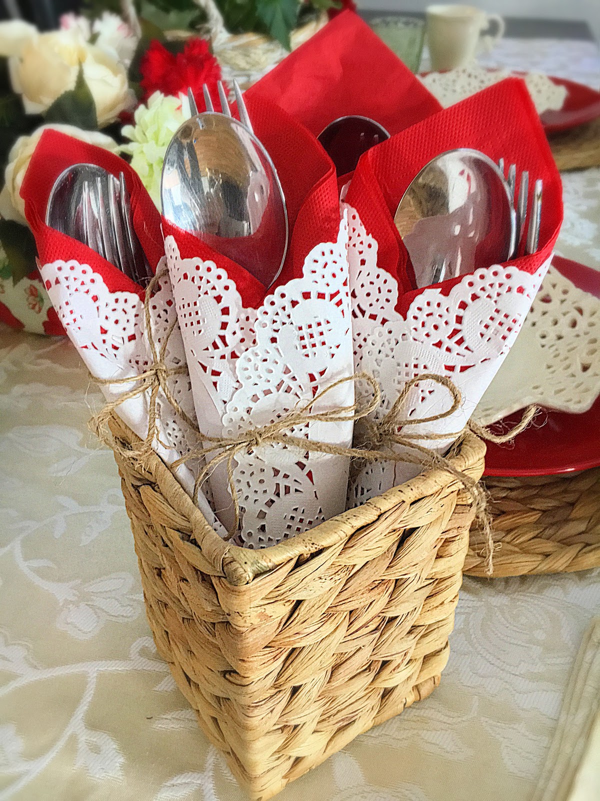 SPRING DOILY TABLESCAPE