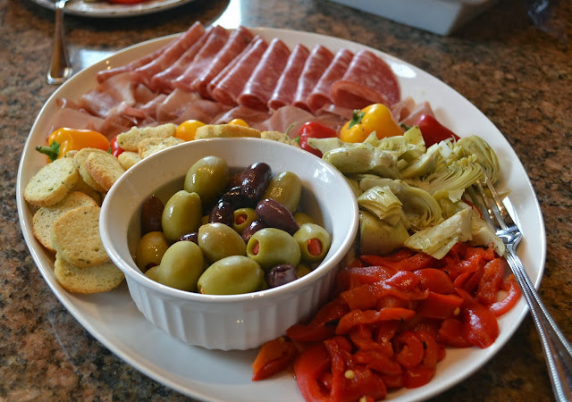 Parties and Pearls : Antipasto