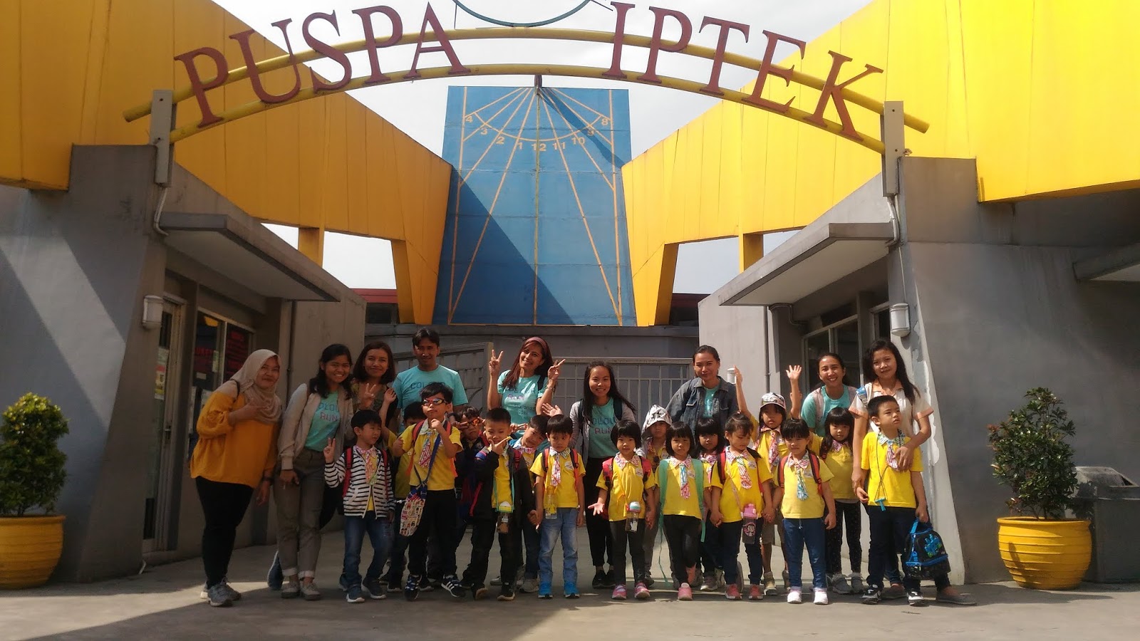 Jejak Langkah Bersama Kata: Starland Wisata Edukasi di Puspa Iptek Sundial