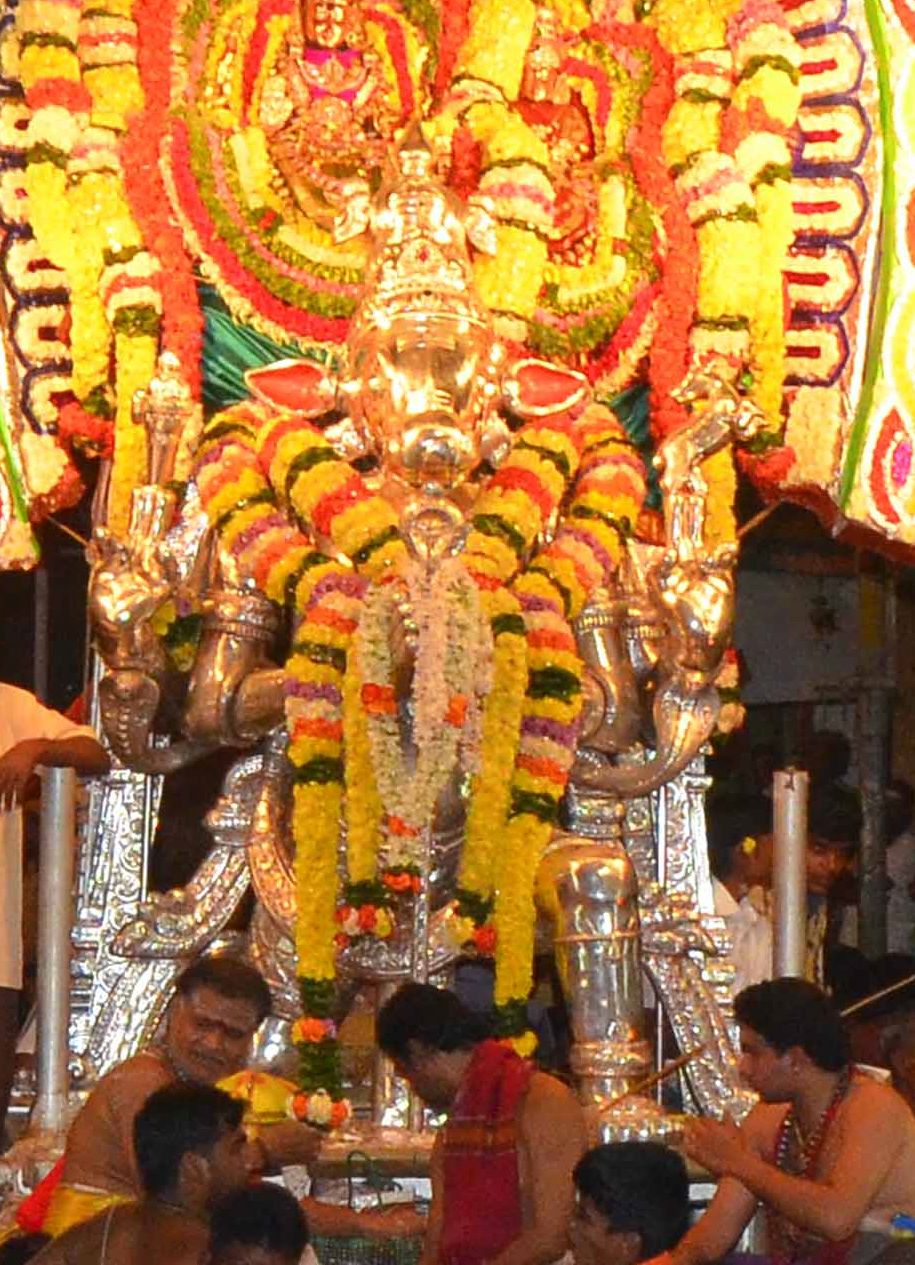 2015 Deepam Festival. Day One—Evening: Adhikara Nandi Vahana ...