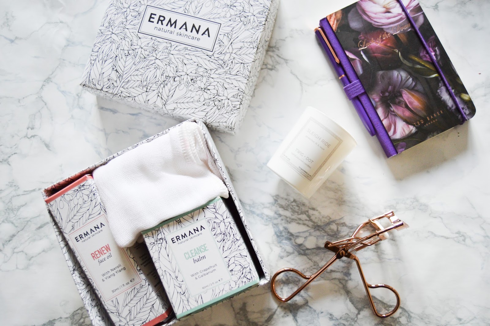 Christmas Gift Guide #3 - Ermana Skincare | Cherries In The Snow