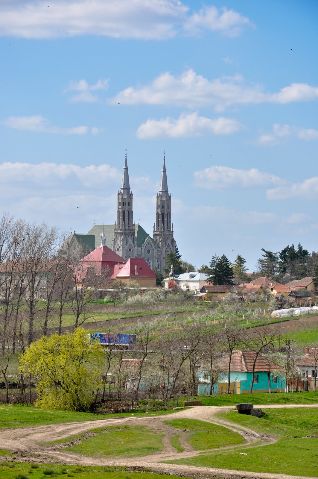 Cristian Kalikin - Photography: Biserica Romano-Catolica "Sfanta Treime ...