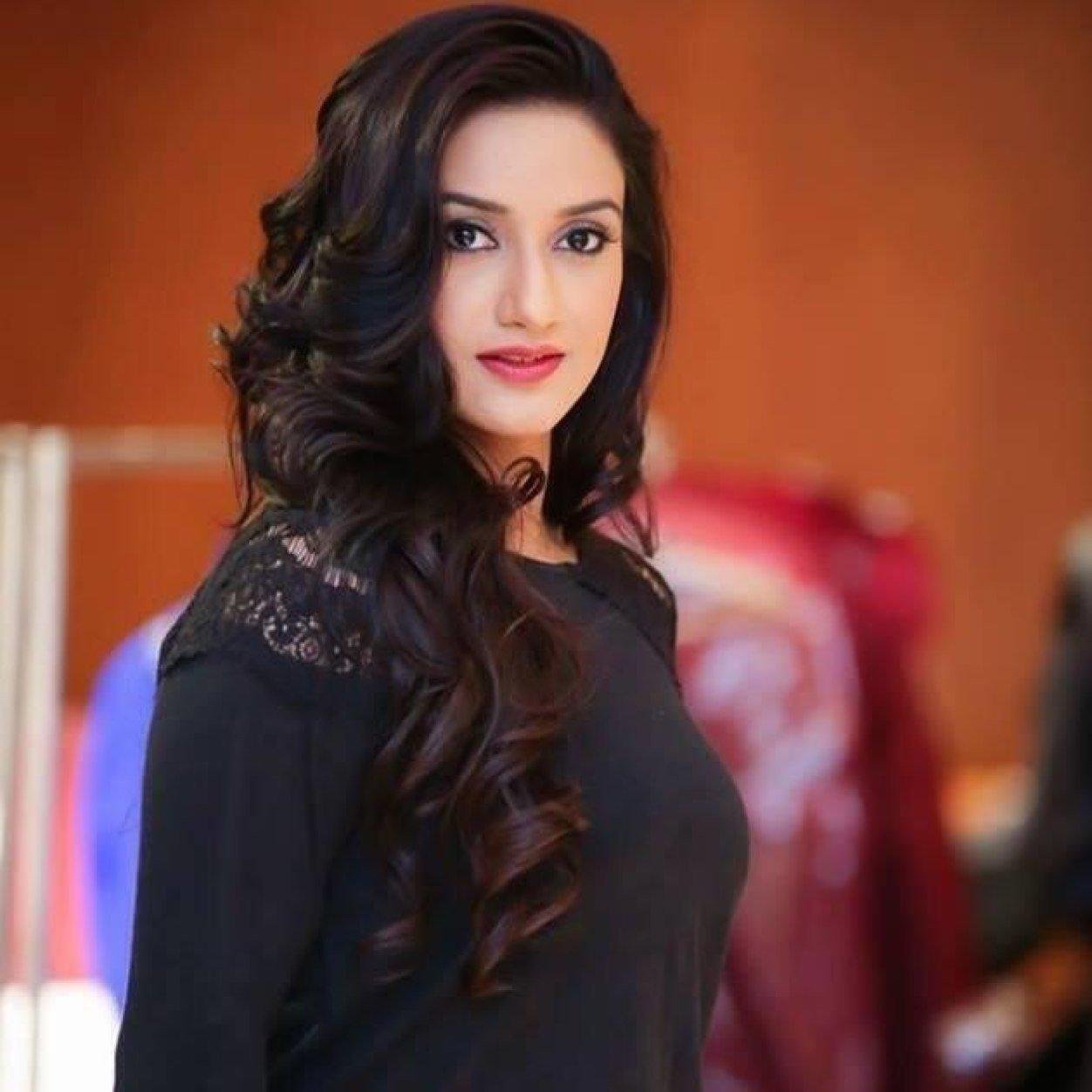 Rati Pandey Wiki, Biography, Dob, Age, Height, Weight, Affairs and More