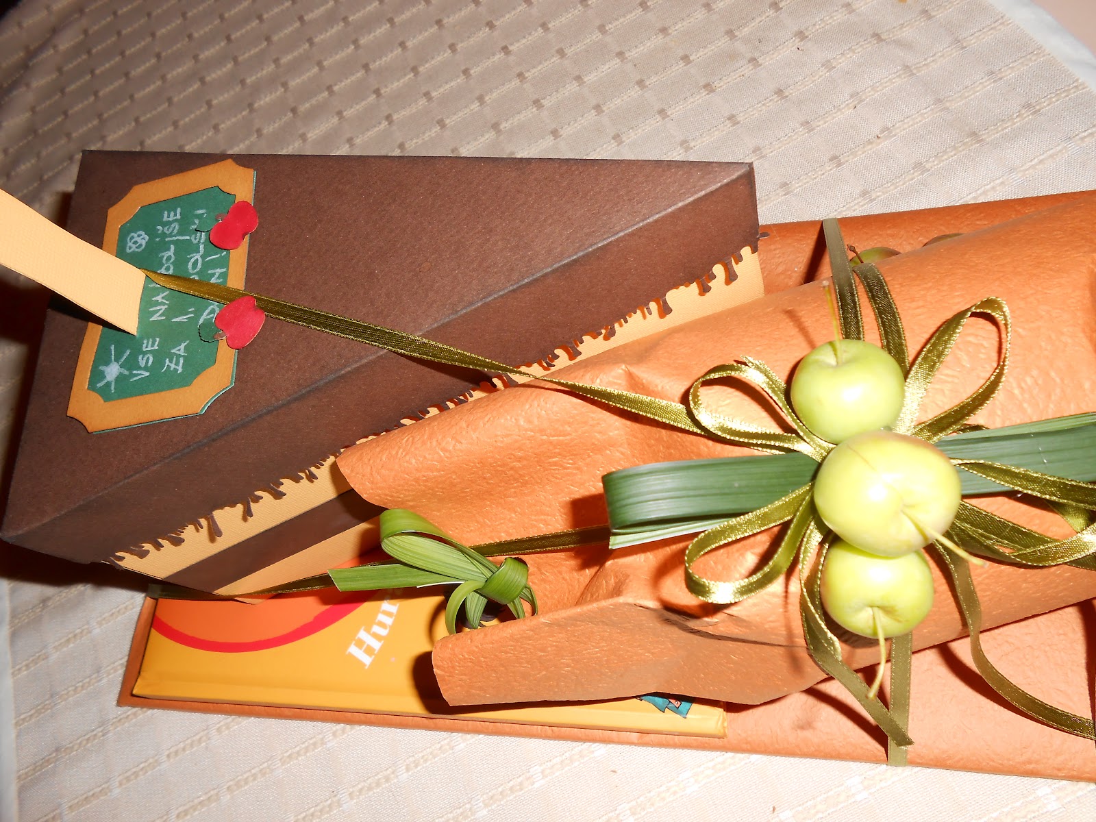 PRVI ŠOLSKI DAN IN MOJA DARILA