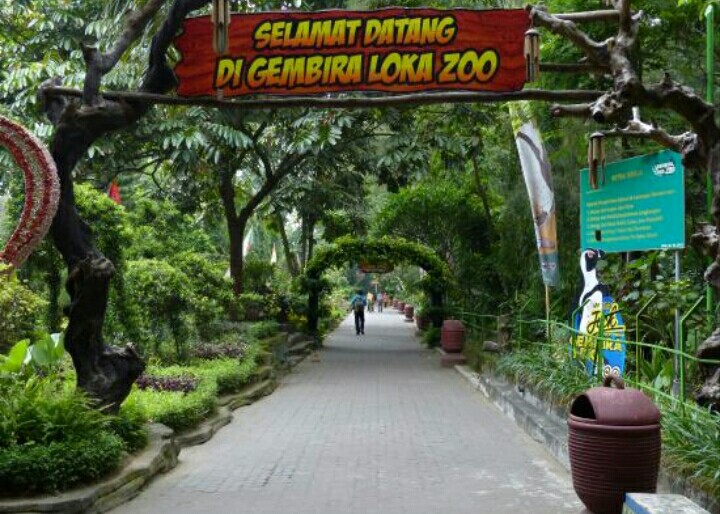 Harga Tiket Masuk Gembira Loka Zoo 2022. Lokasi, Wahana & Jadwal Pertunjukkan - Jejak Kenzie