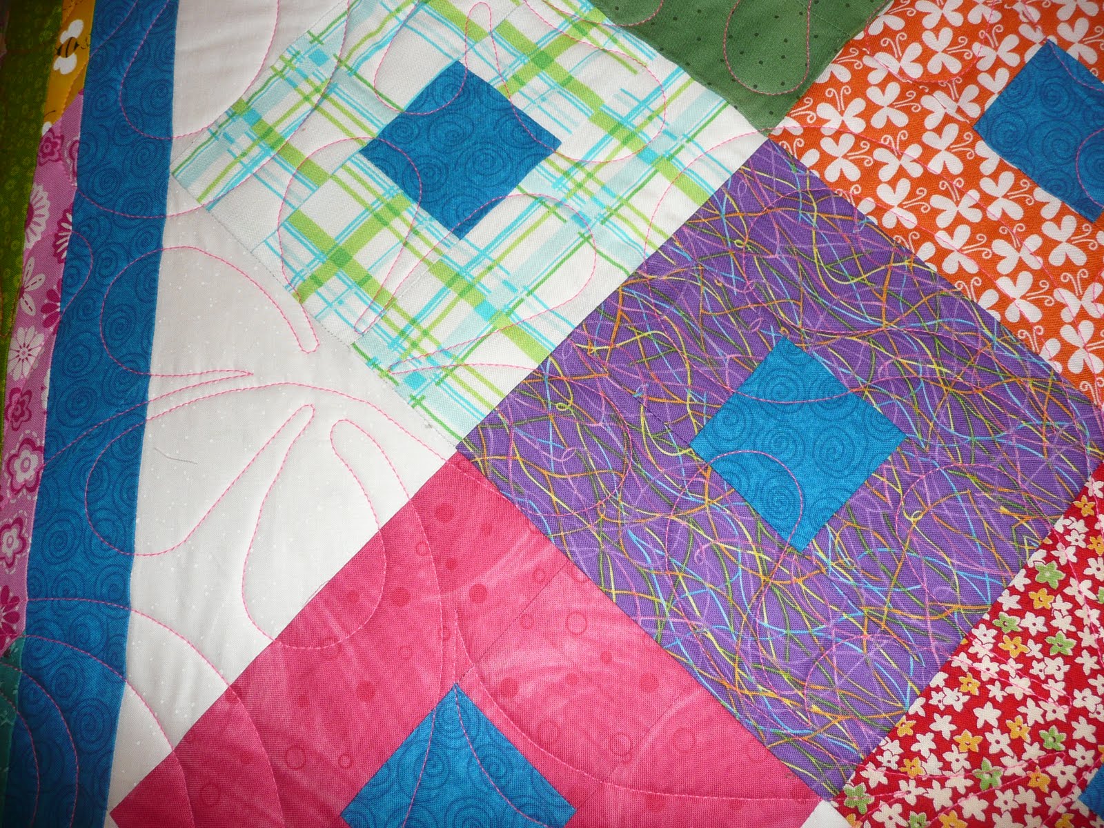 Acorn Ridge Quilting: Sarah's Graduation Quilt