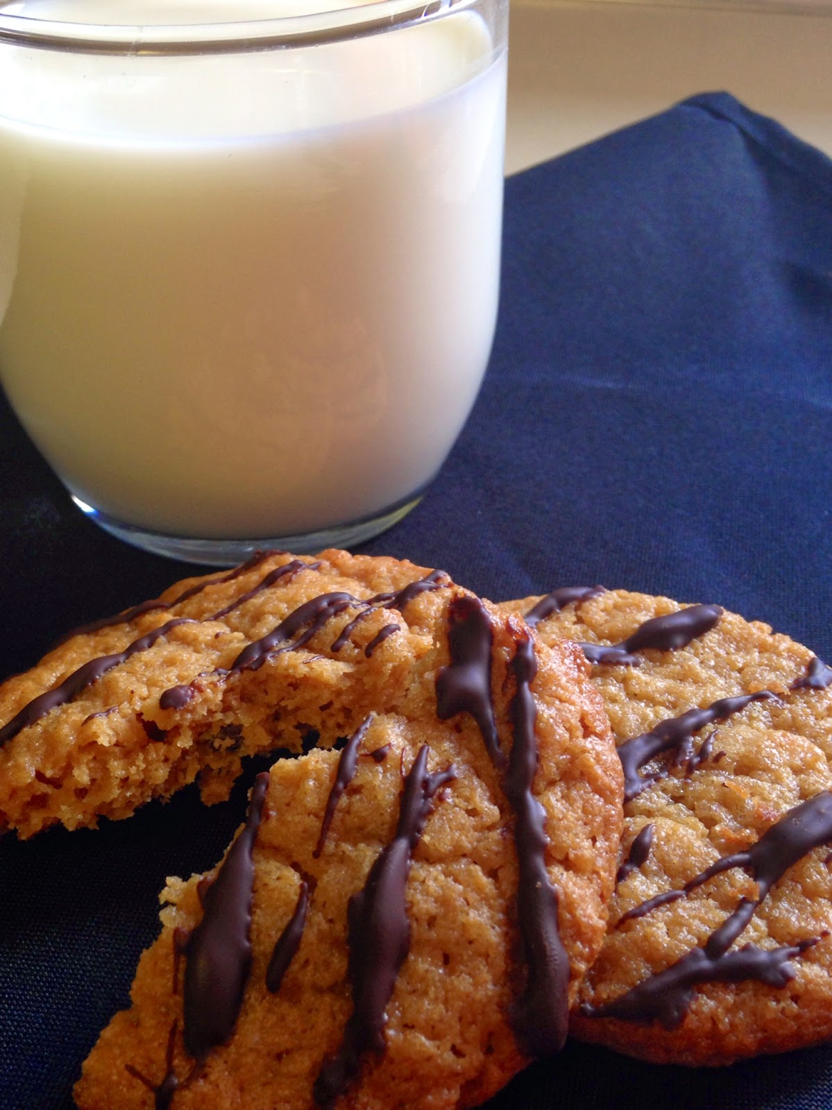 Enlightened Melissa: Chewy Peanut Butter Drizzle Cookies