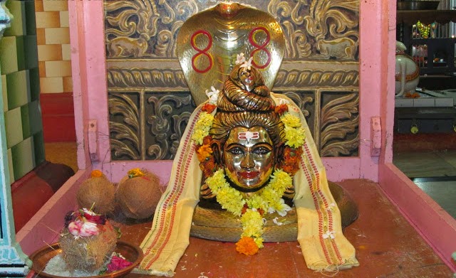 Rameshwar Temple, Vengurla | Konkankatta.in
