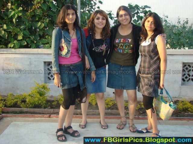 Facebook College Girls - Chicks Profile Photo Collection Pack - 2 ...