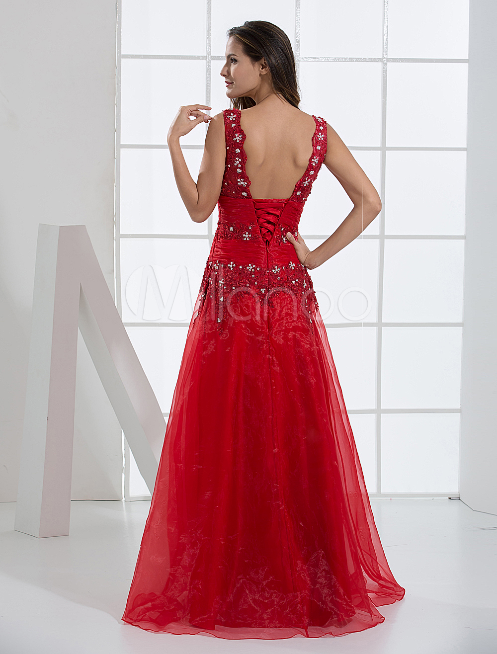 CaterinaFashionStyle: Robe de bal de finissants ligne-A rouge au col-V ...