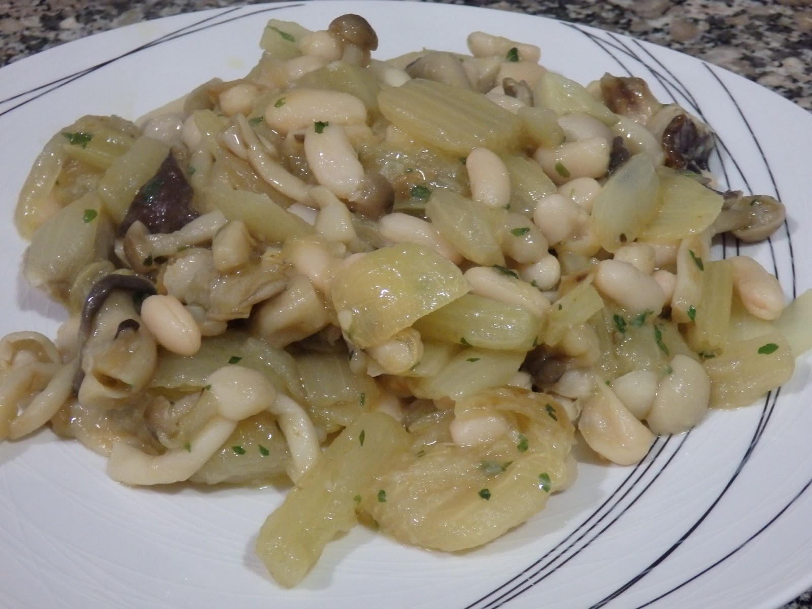 OSUKAA IS COOKING: CARDO CON BOLETUS Y JUDÍAS BLANCAS / THISTLE WITH ...