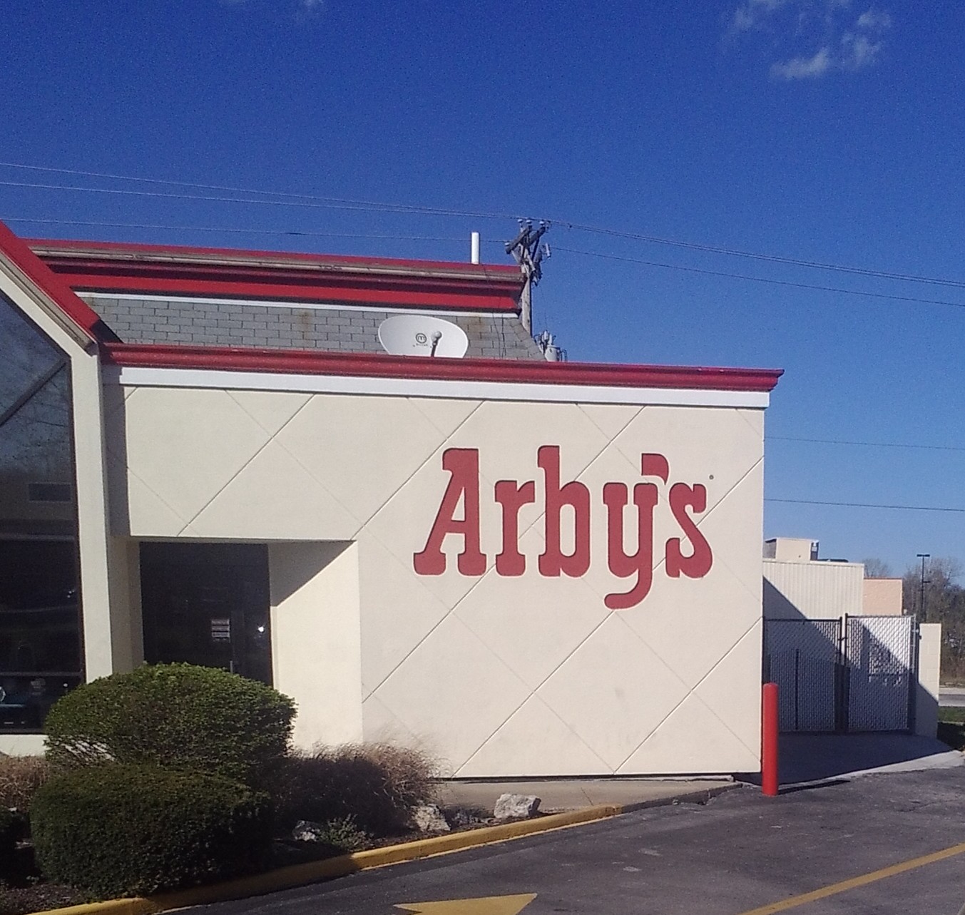 Eat and Critique !: Battle: Fish Sandwich! Hardee's vs Arby's , etc.