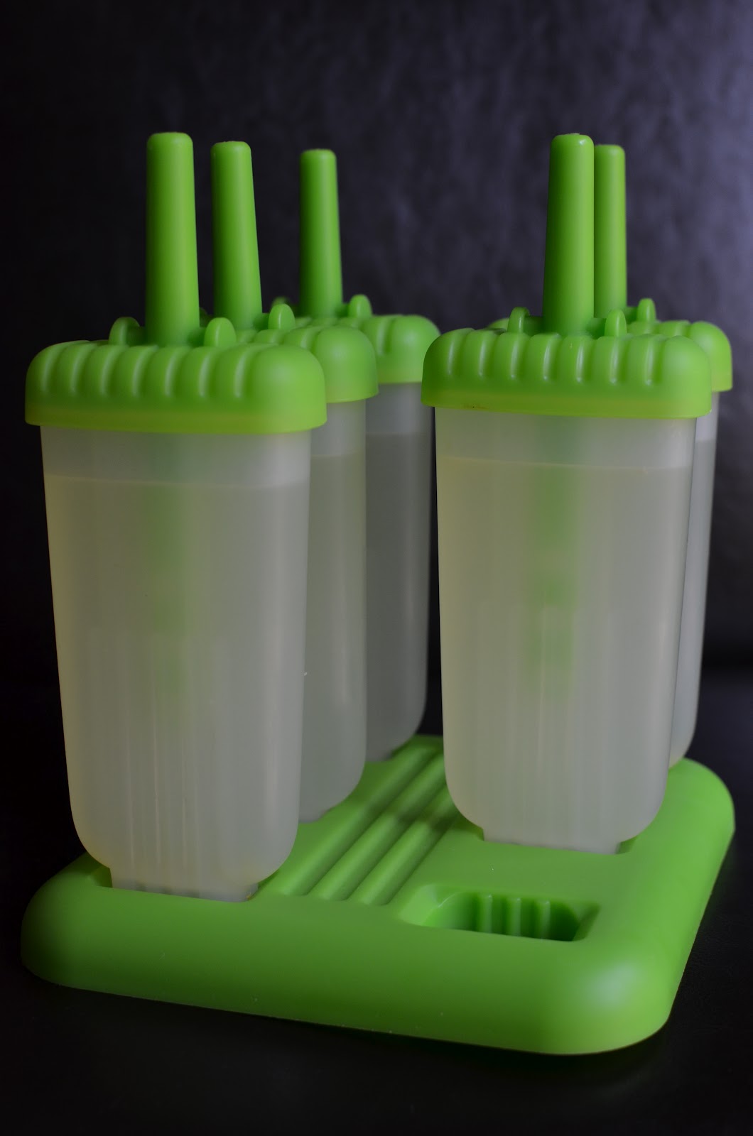 Playing with Flour: Lemon popsicles