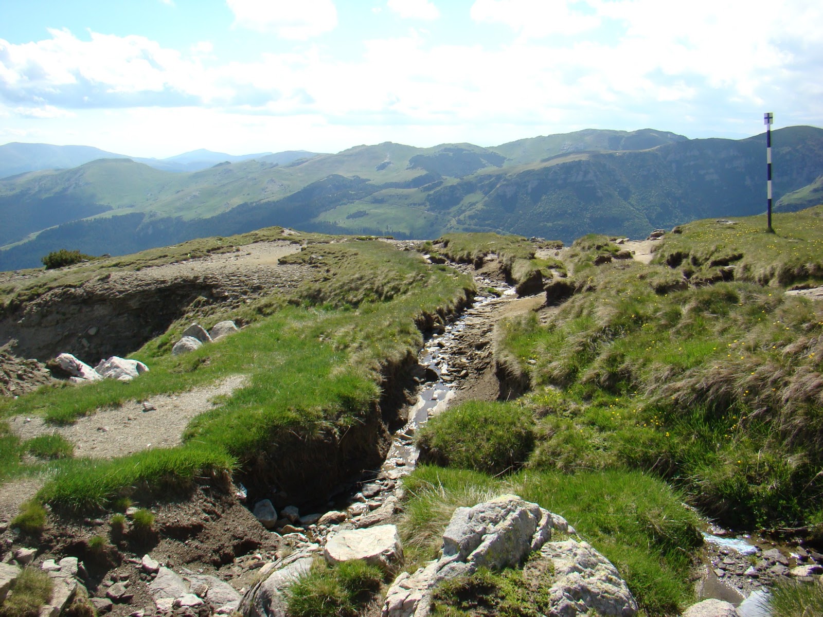 Haihui prin Lume : Muntii Bucegi-Sfinxul-2216m