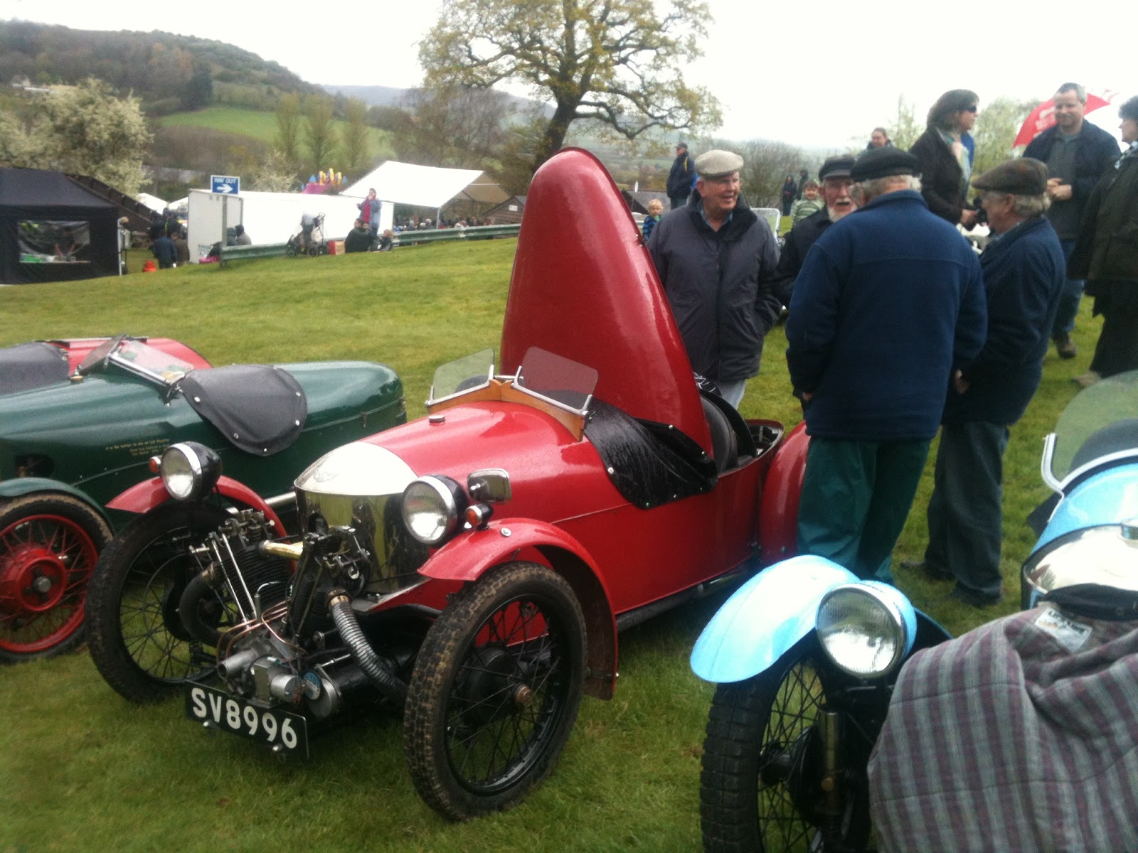 Martin Squires Automotive Illustration: April 2012