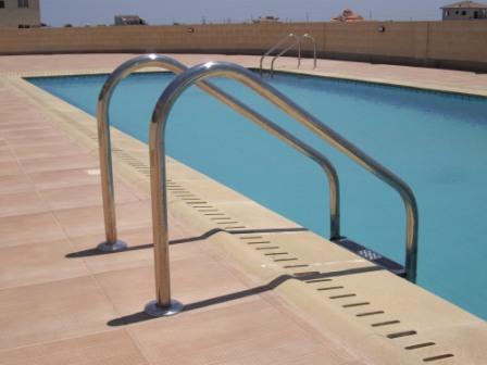 Install Swimming Pool Ladders:Swimming Pool Accessories