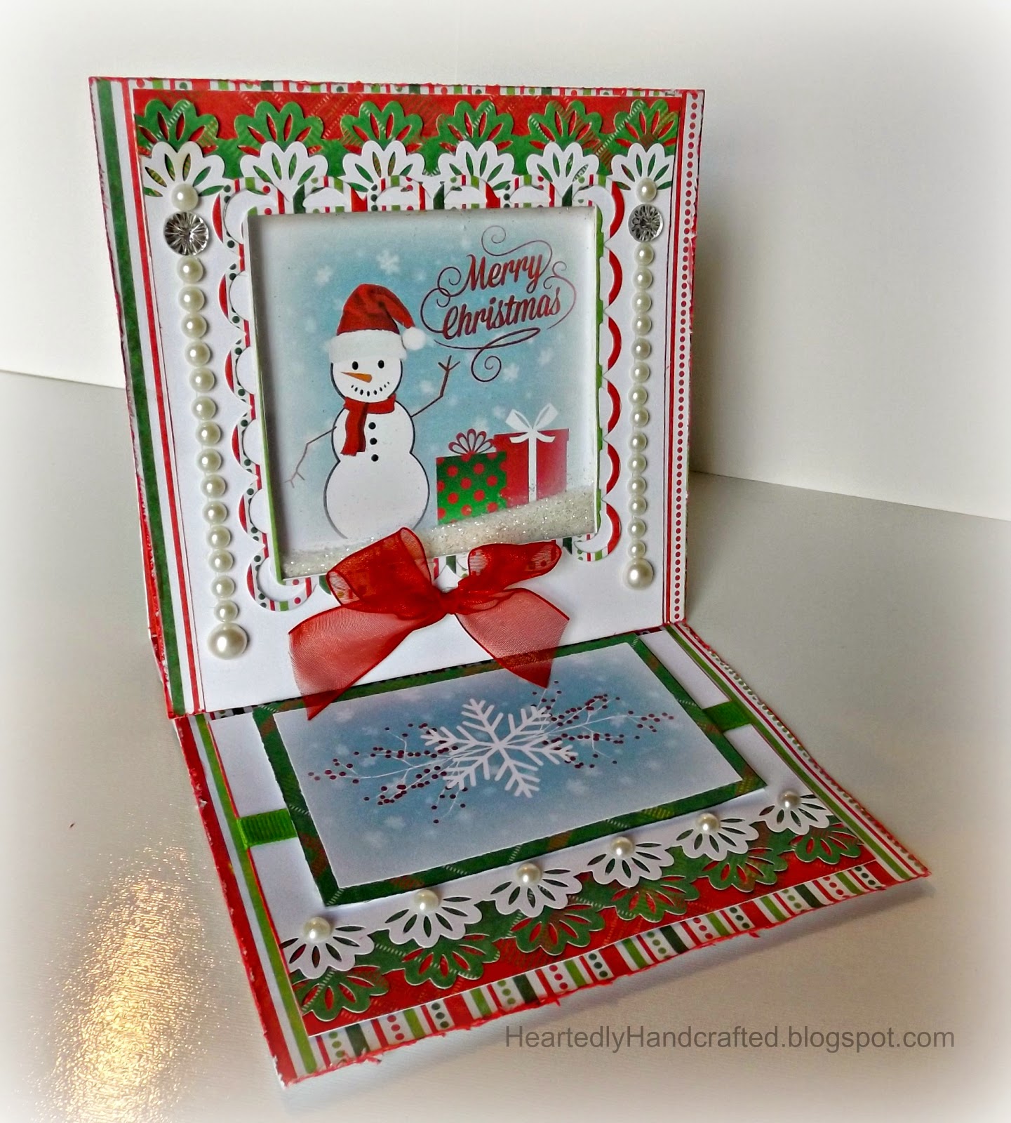 Heartedly Handcrafted: Shaker Easel Card with a Note: Merry Christmas
