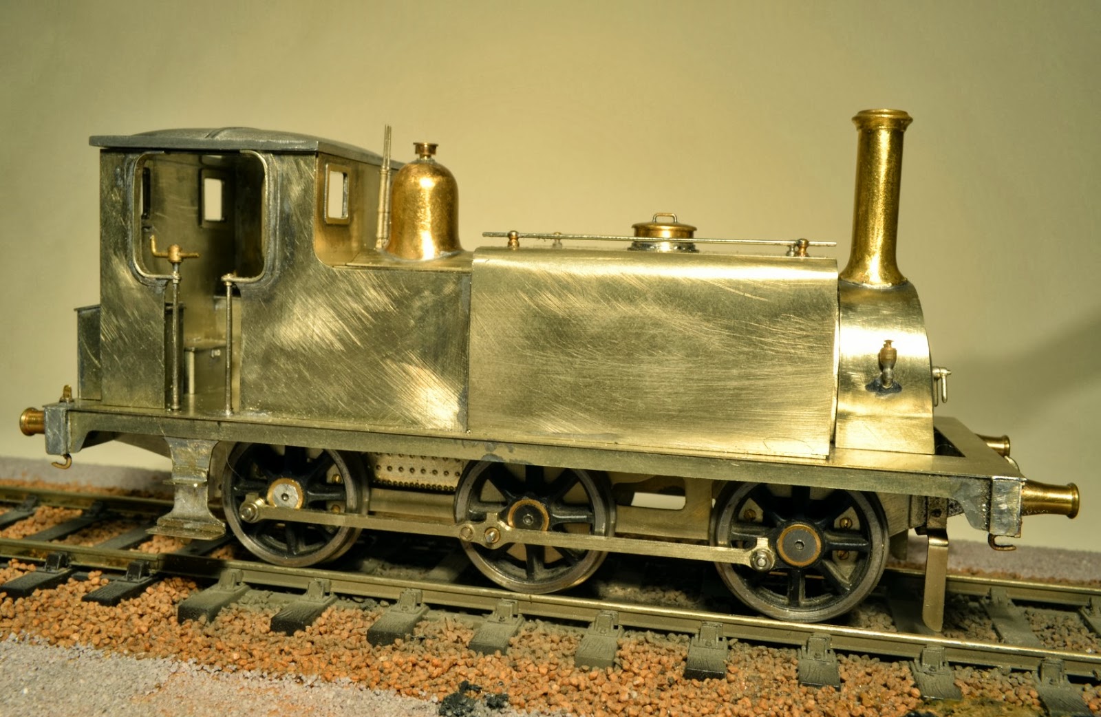 petesworkshop: Detailing the Lochgorm tank.