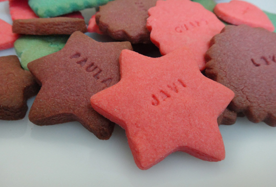Desayunando ideas: Galletas de colores con mensaje