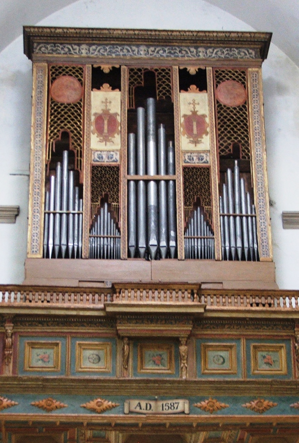 Tutto il resto è noia: L’ORGANO RINASCIMENTALE DELLA COLLEGIATA DI ...