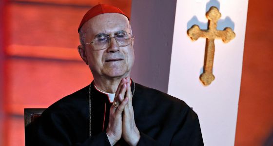 EL ESCANDALO Y LA PERPLEJIDAD DE BERTONE