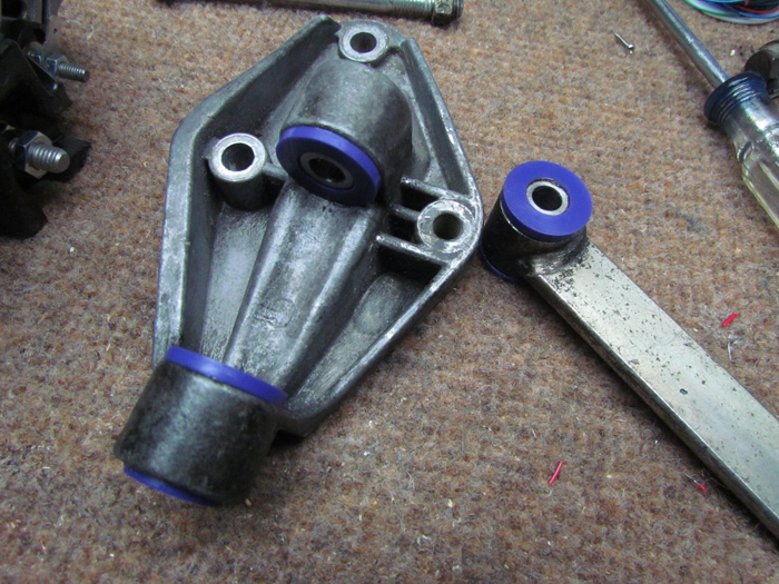 SAAB c900 Alternator Bushing Replacement Crawls Backward (When Alarmed)