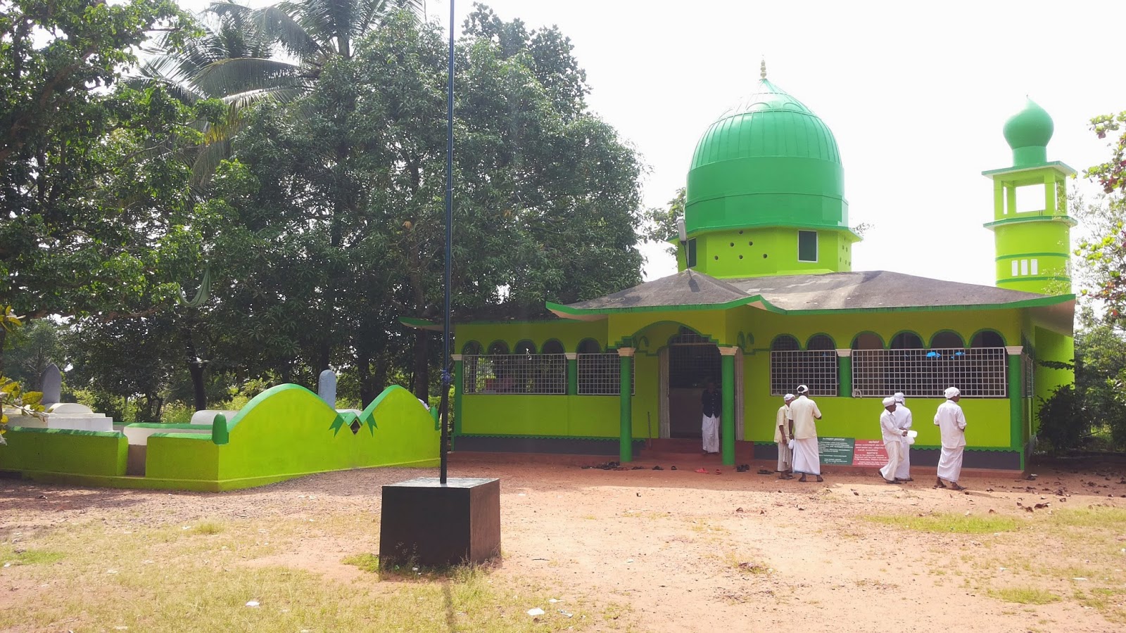 Religious destinations in kerala: Parappalli kollam, koyilandi, calicut