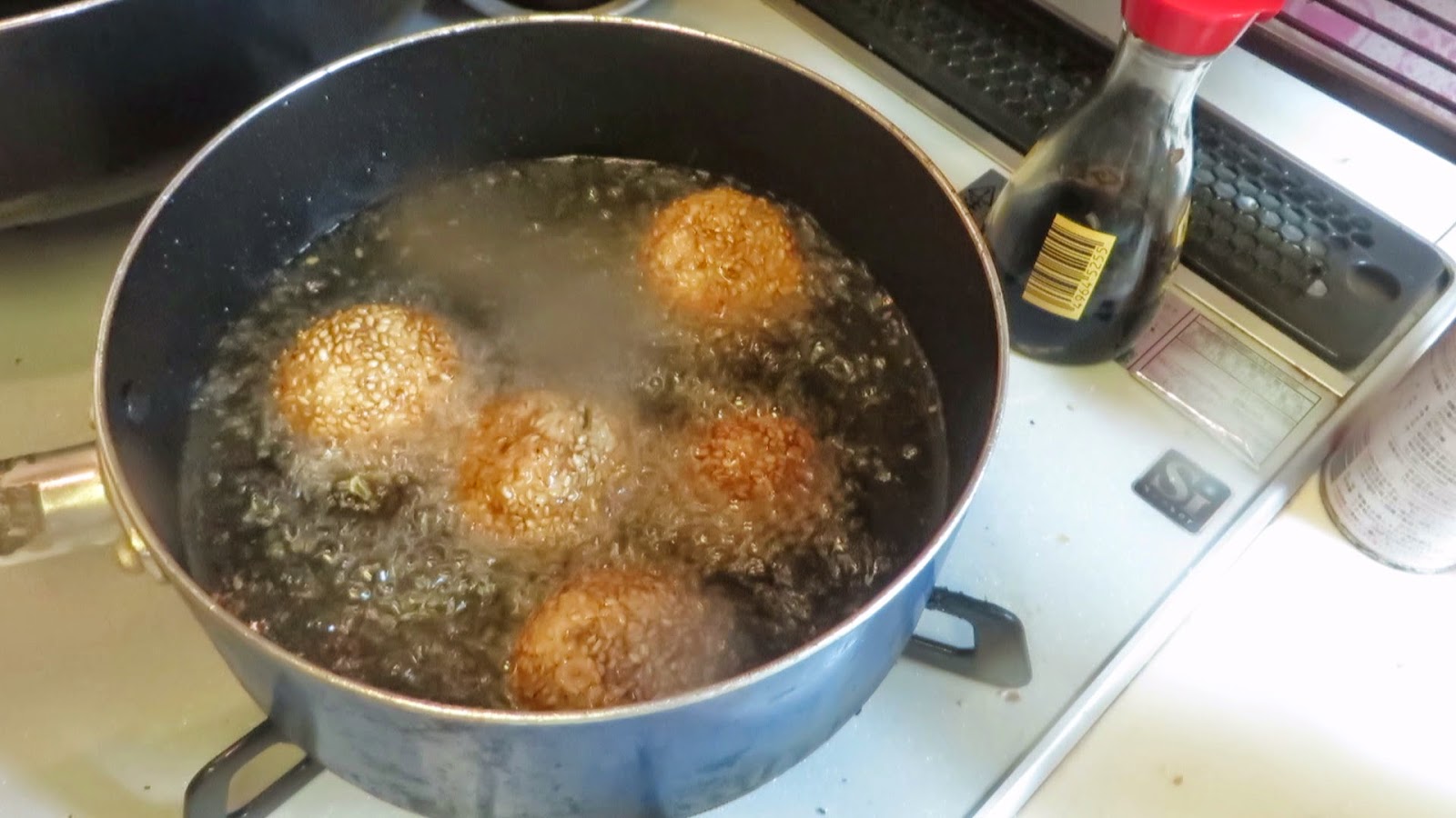 LUWEEH KITCHEN : Sesame Seeds Ball (Pinoy Butse)