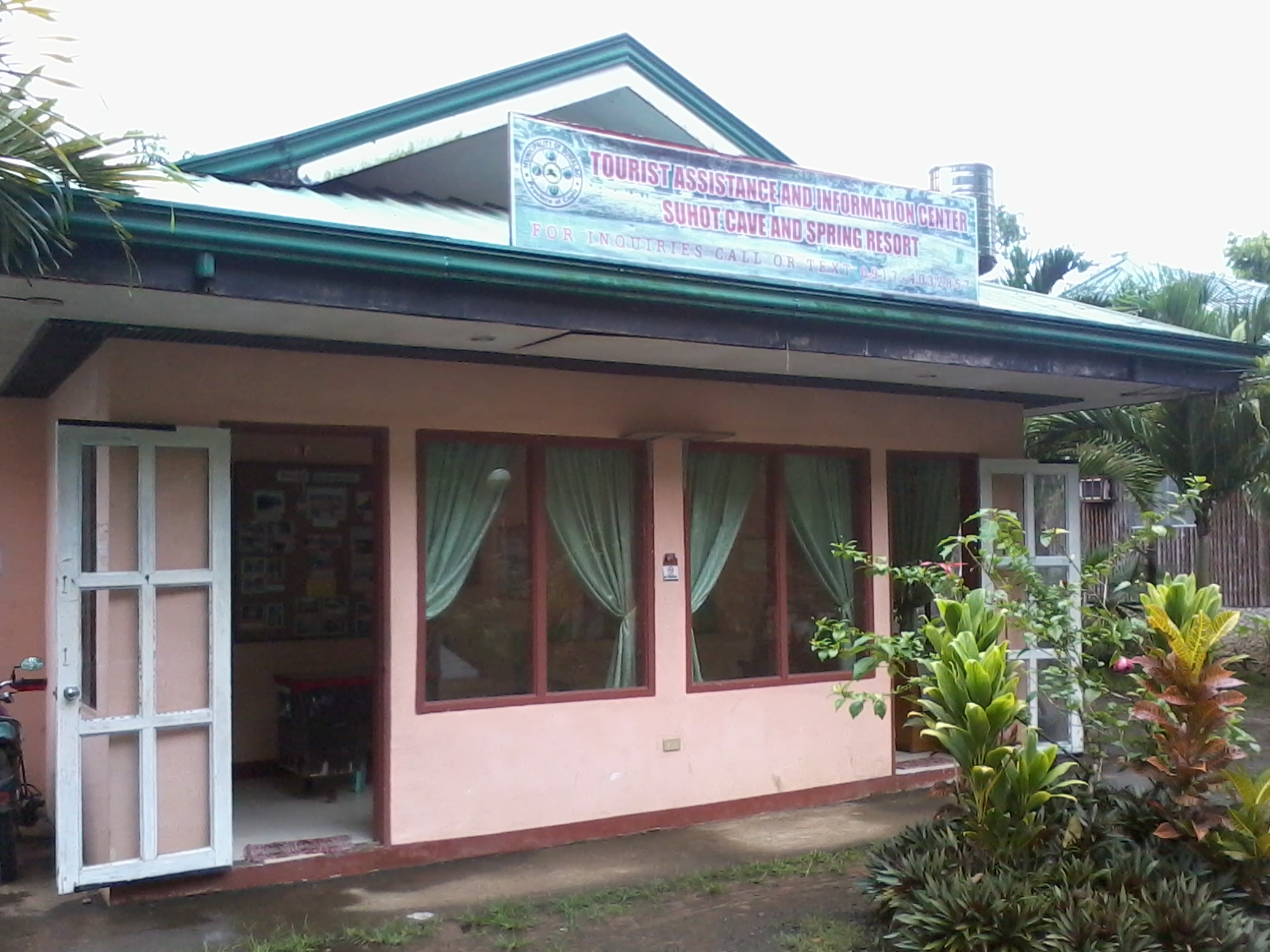 Suhot Spring: Suhot Cave and Spring Cold Water
