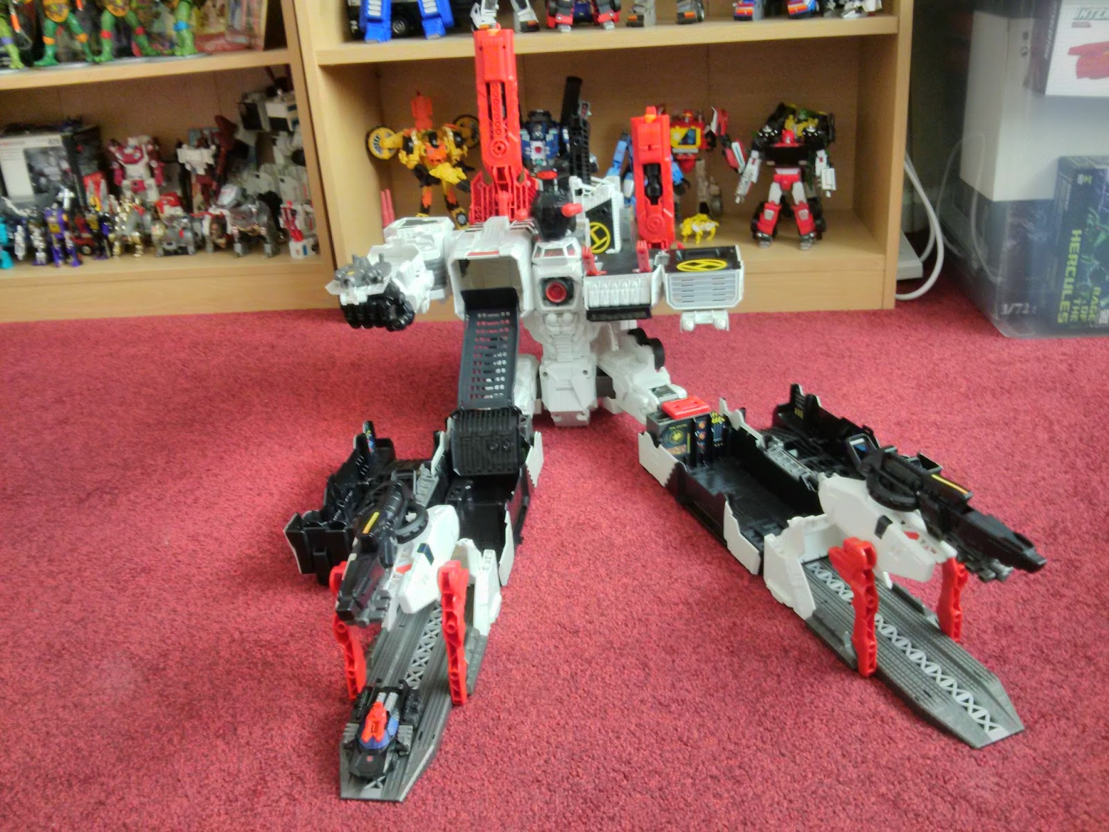 X2Toys XT-004 Metroplex Gun New Images - Transformers News - TFW2005