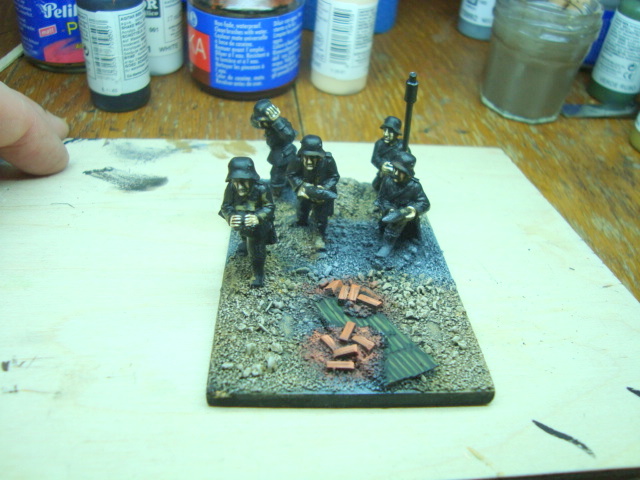 Roundwood's World: Painting Bases