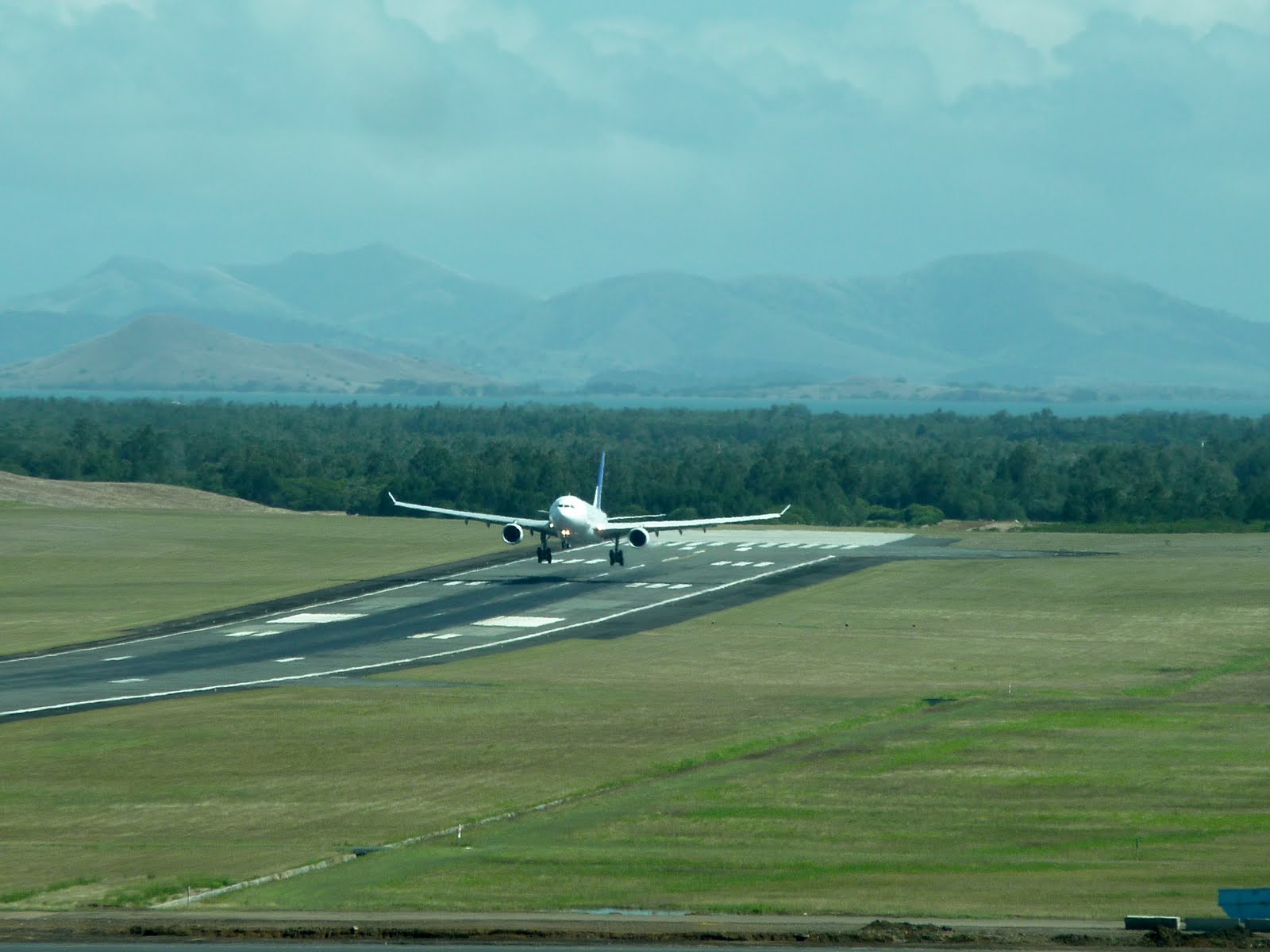blog du sud: La Tontouta sous haute tension