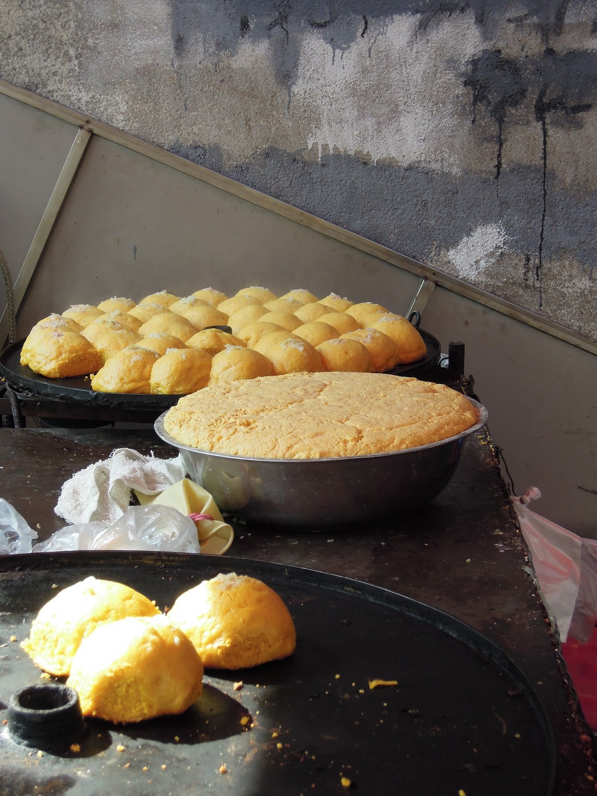 A Field Guide to Chinese Street Food: Cornbread!